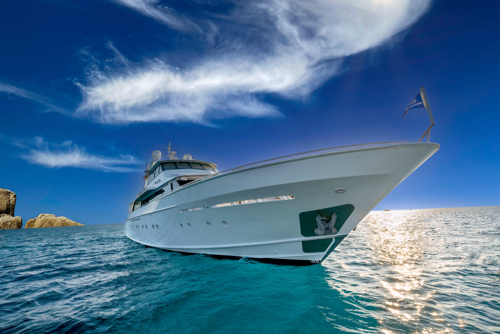 Luxury Yacht Charter Experiences | Shore Thing